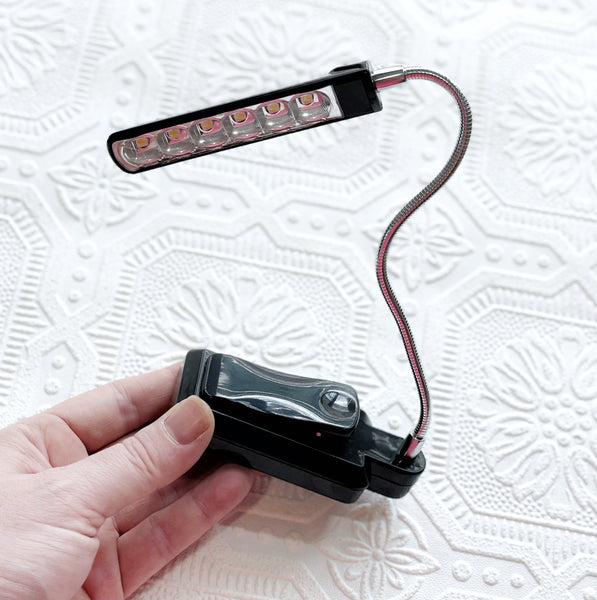 LED Mini Clip on Light – The Quilters Angel