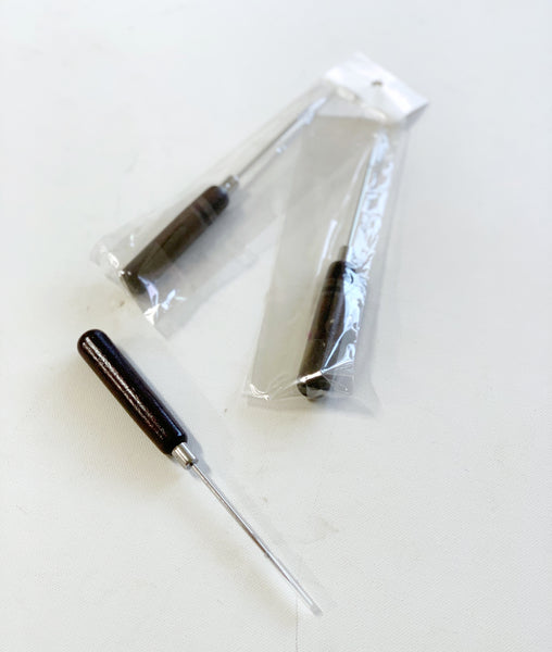 Tailors Awl – The Quilters Angel